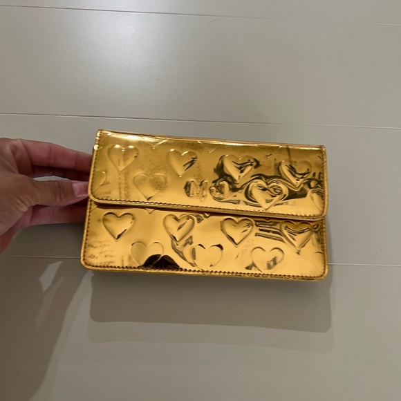 Marc Jacobs | Bags | Marc Jacobs Mirror Heart Gold Clutch No Chain ...